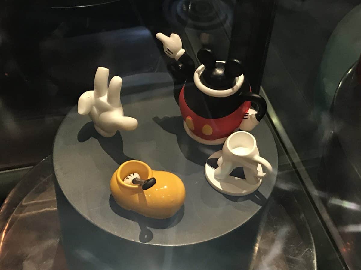 PHOTOS: New Mini Tea Sets Featuring Haunted Mansion, Pirates, Frozen ...