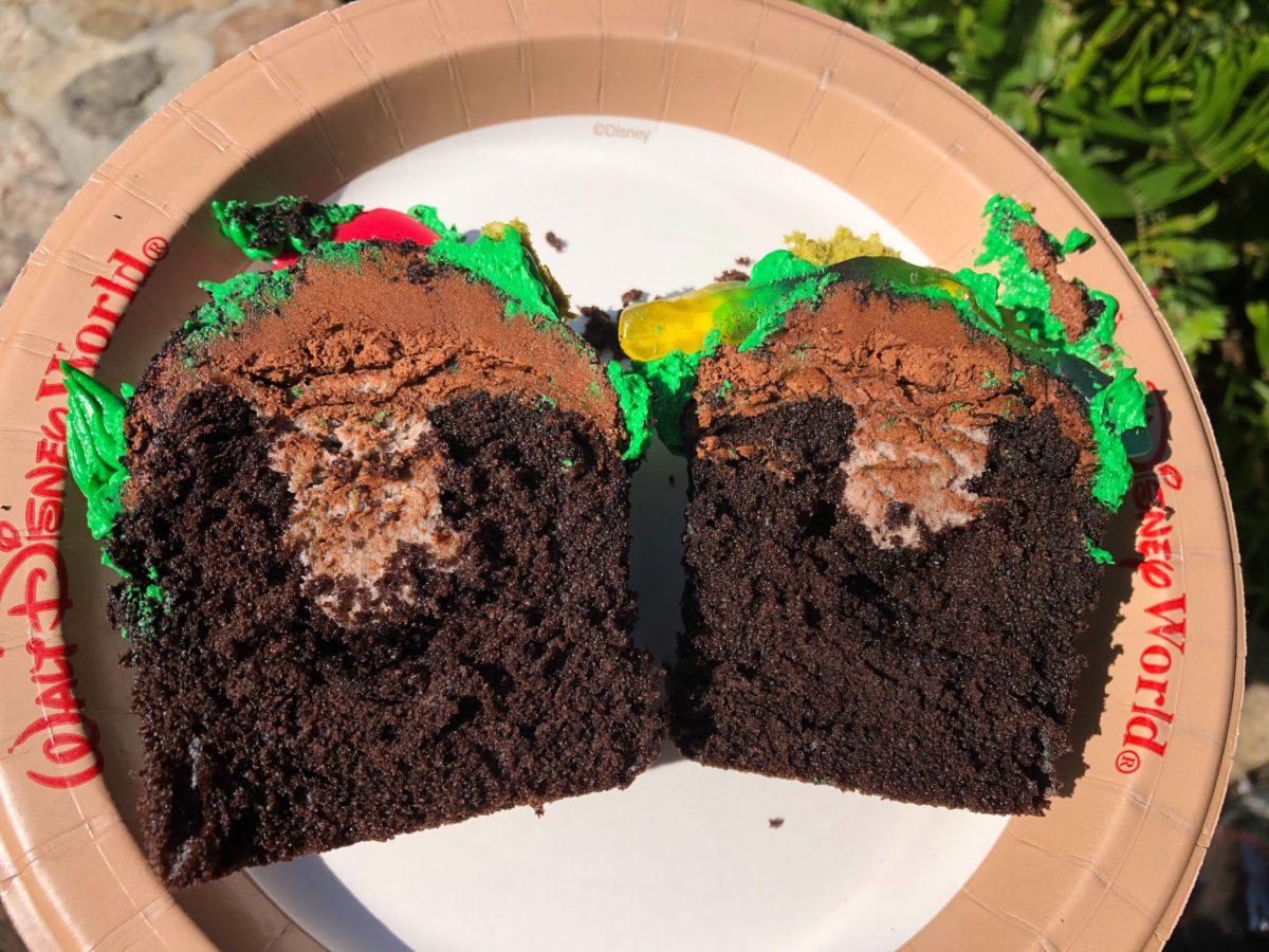 REVIEW: New Bugs ‘n’ Grubs Cupcake Crawls into Creature Comforts at ...