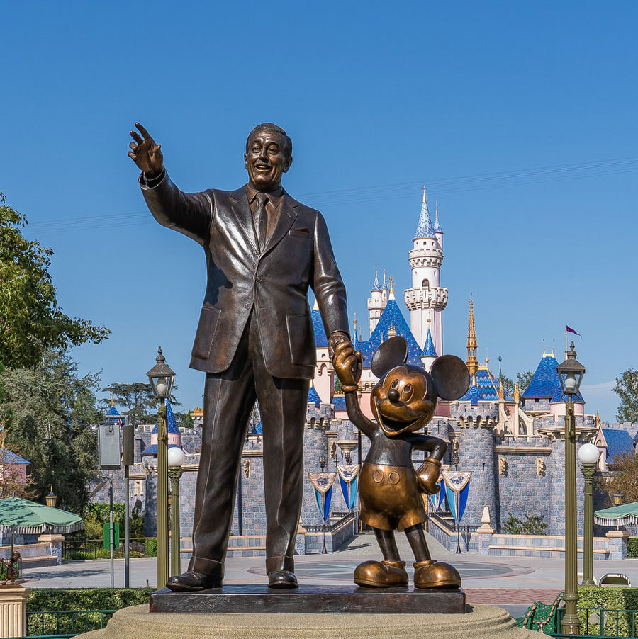 PHOTOS: Walt and Mickey "Partners" Statue at Disneyland and ...
