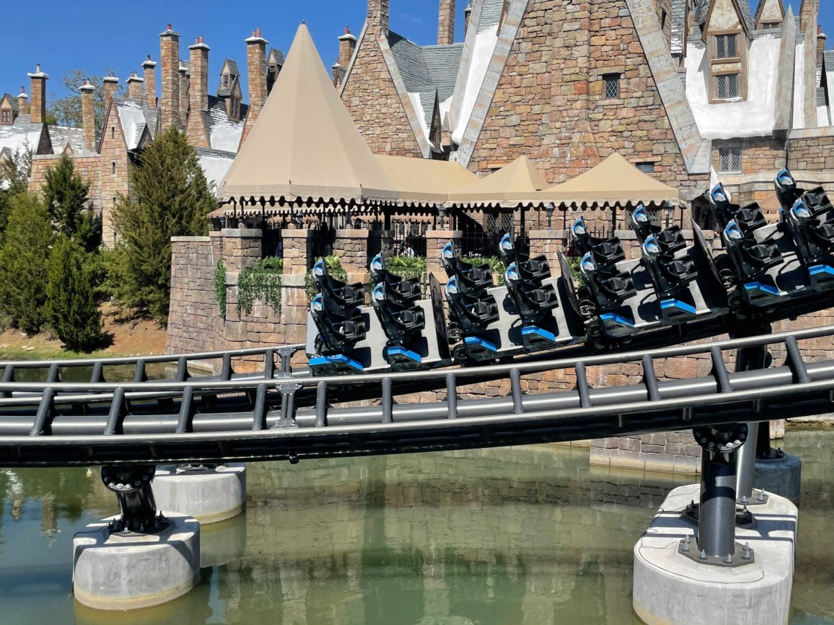 PHOTOS, VIDEO: Jurassic World VelociCoaster Trains Now Fly Over Guests ...