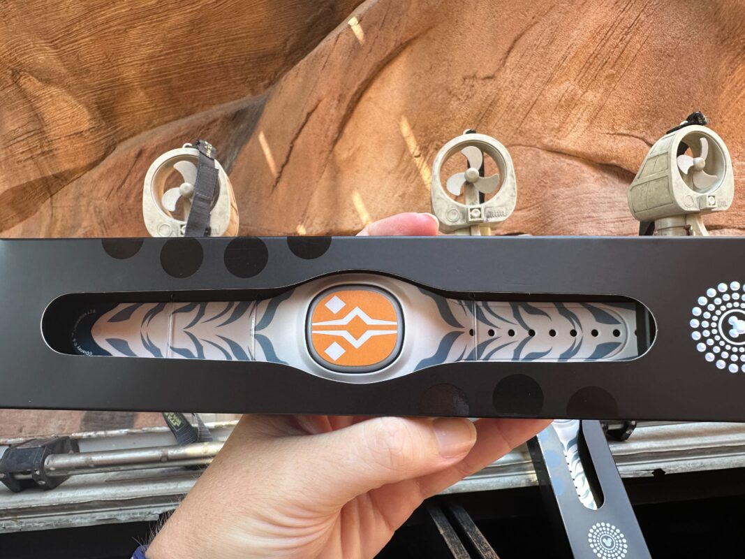 New Ahsoka MagicBand+ Arrives at Disneyland Resort - WDW News Today