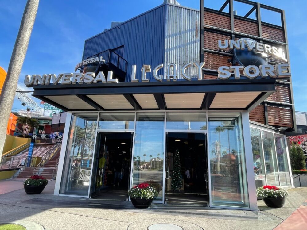 Universal Legacy Store Returning, Burger King Whopper Bar Closing ...