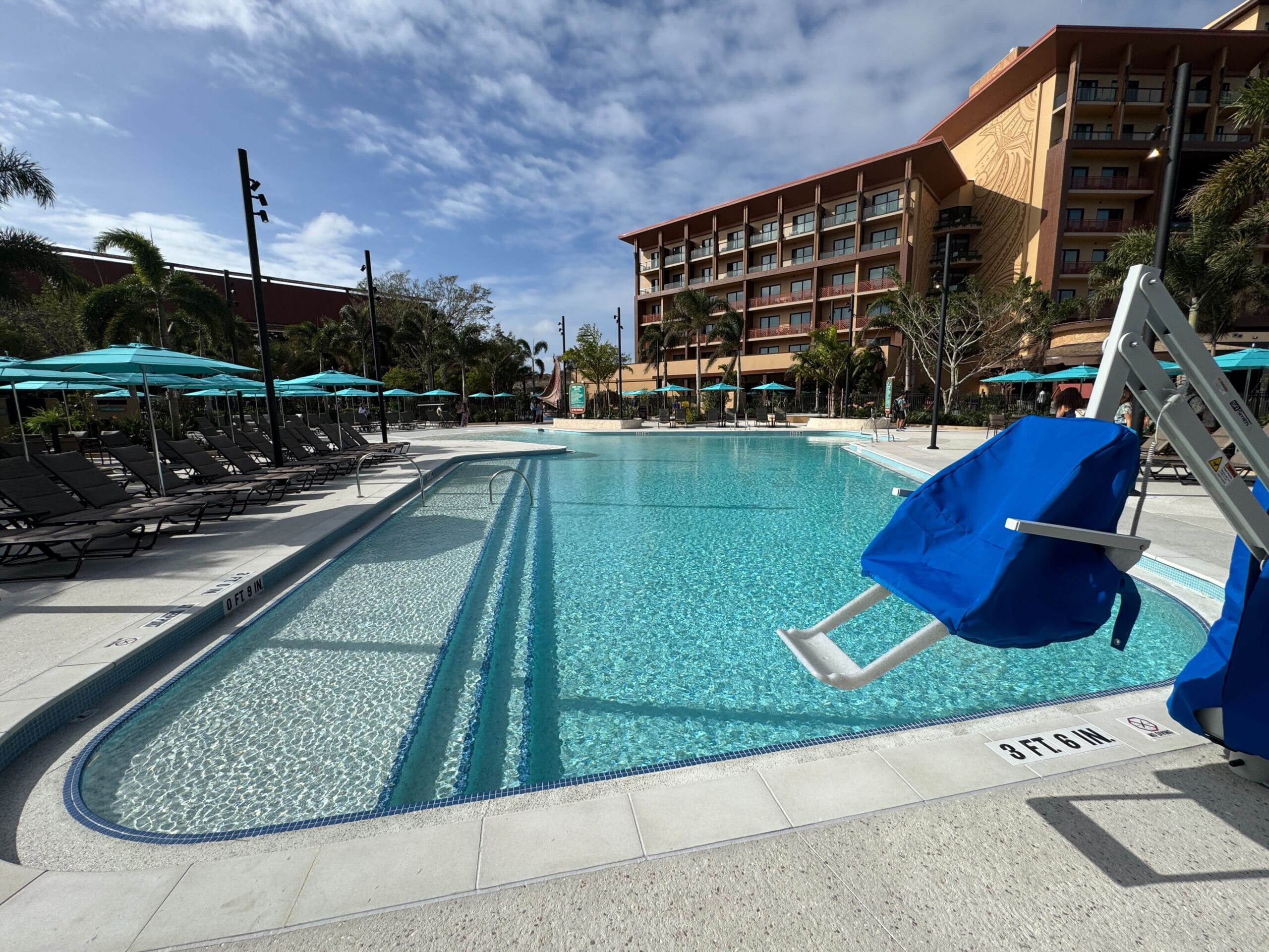 PHOTOS: Tour New DVC Island Tower Pool, Moana Splash Pad, and Wailulu ...