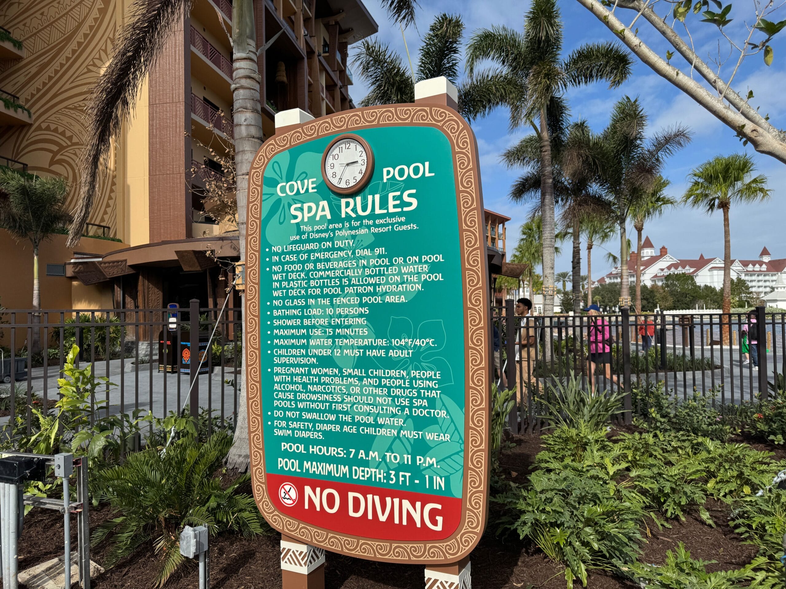 PHOTOS: Tour New DVC Island Tower Pool, Moana Splash Pad, and Wailulu ...