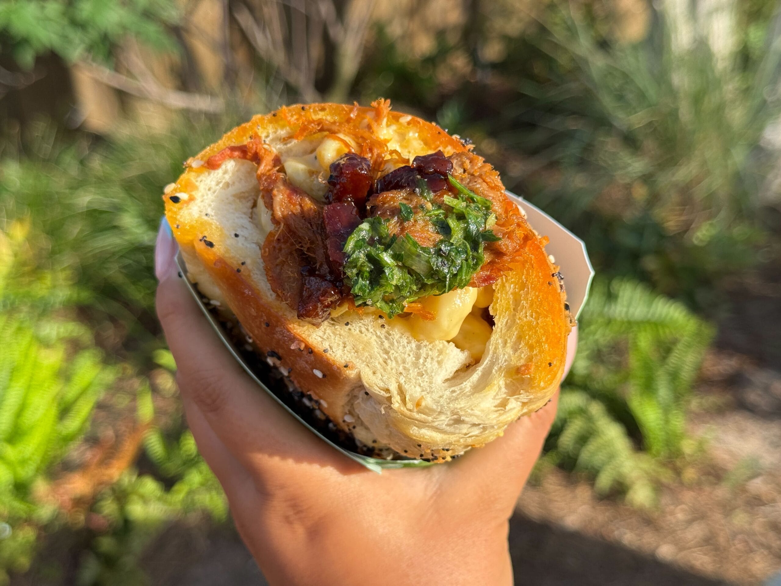 REVIEW: Mac & Cheese Cones From Hooligan's Grog & Gruel in How to Train ...