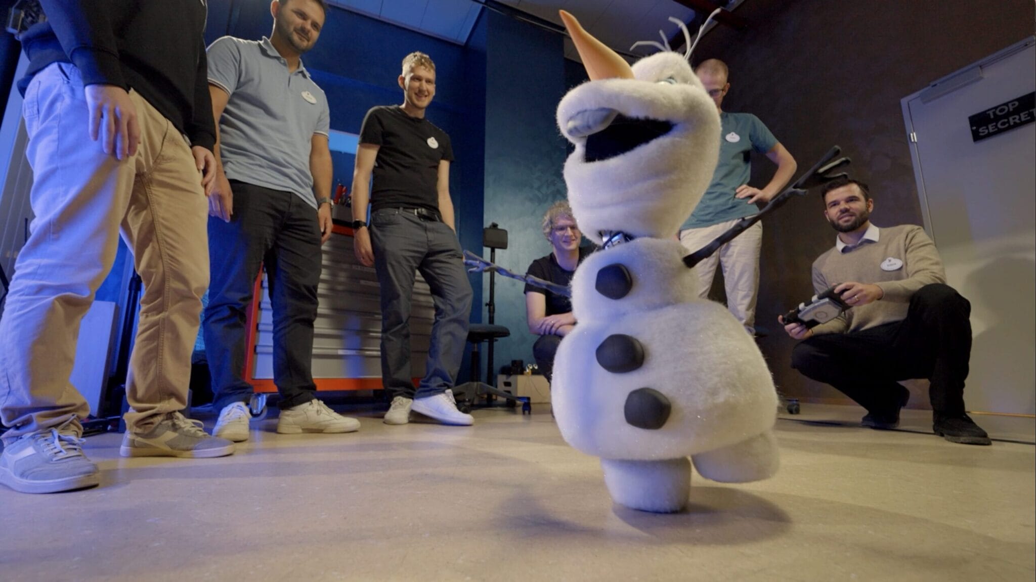 Walking Olaf Animatronic Will Eventually Come to Disneyland, Disney ...
