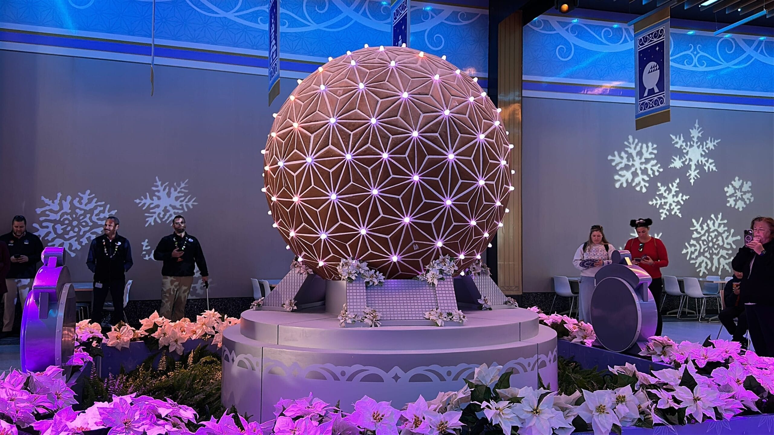 Santa Claus Meet and Greet, Spaceship Earth Gingerbread Display in ...