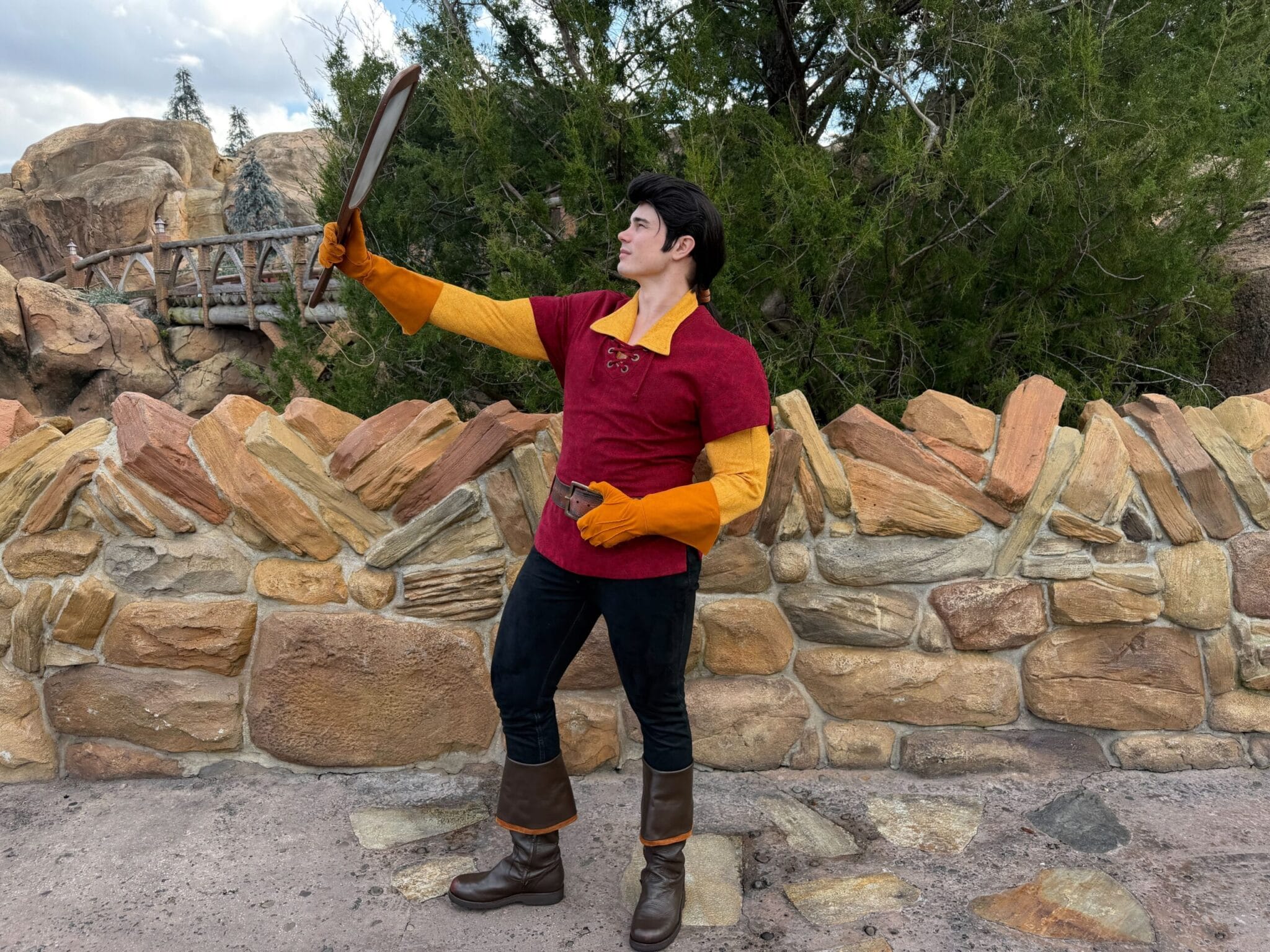 Rare Disney Couples Meet Guests at Magic Kingdom for Valentine’s Day ...