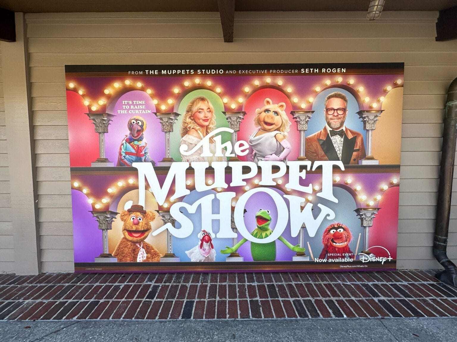 PizzeRizzo Prop Featured in ‘The Muppet Show’ Special with Sabrina ...