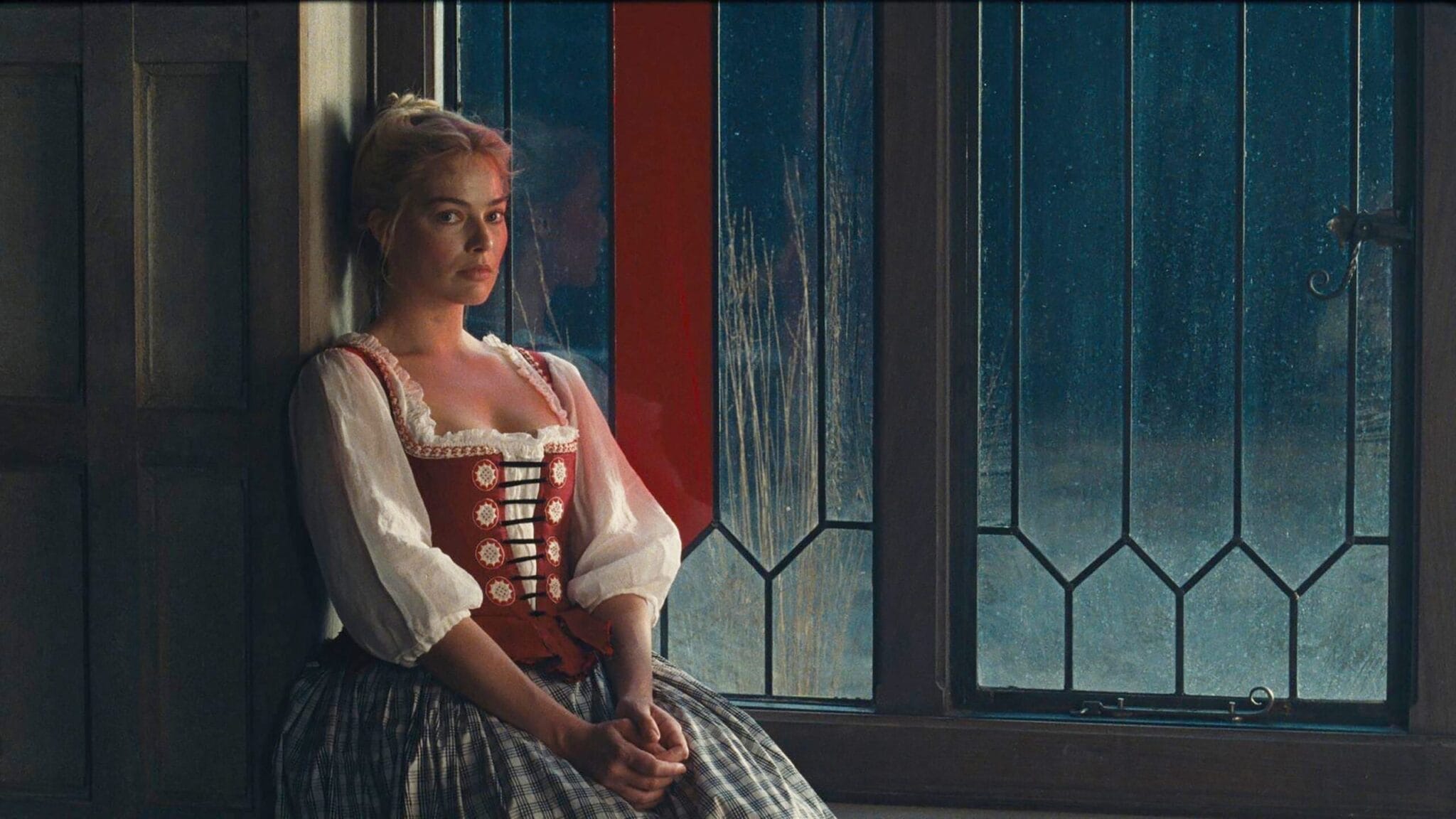 Margot Robbie Still in Talks for Pirates of the Caribbean 6 - Disney by ...