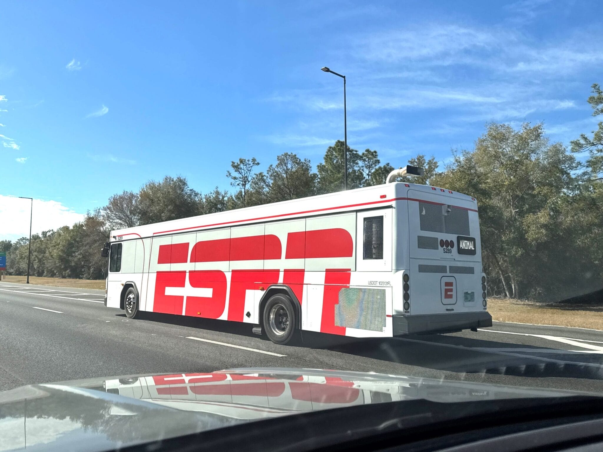 Walt Disney World Bus with ESPN Wrap Spotted - Disney by Mark