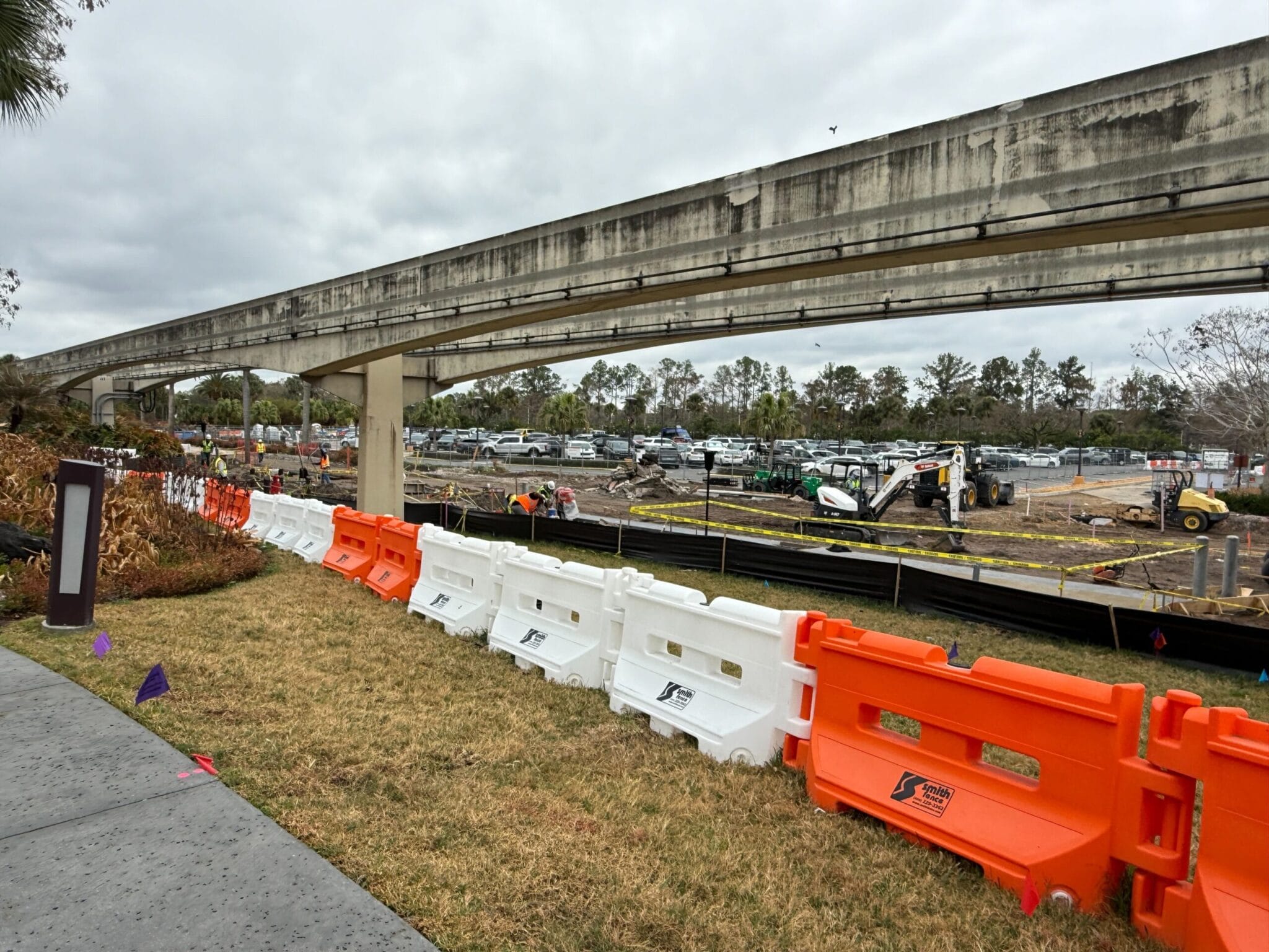 Disney’s Polynesian Resort Bus Depot Gets Roofing - Disney by Mark