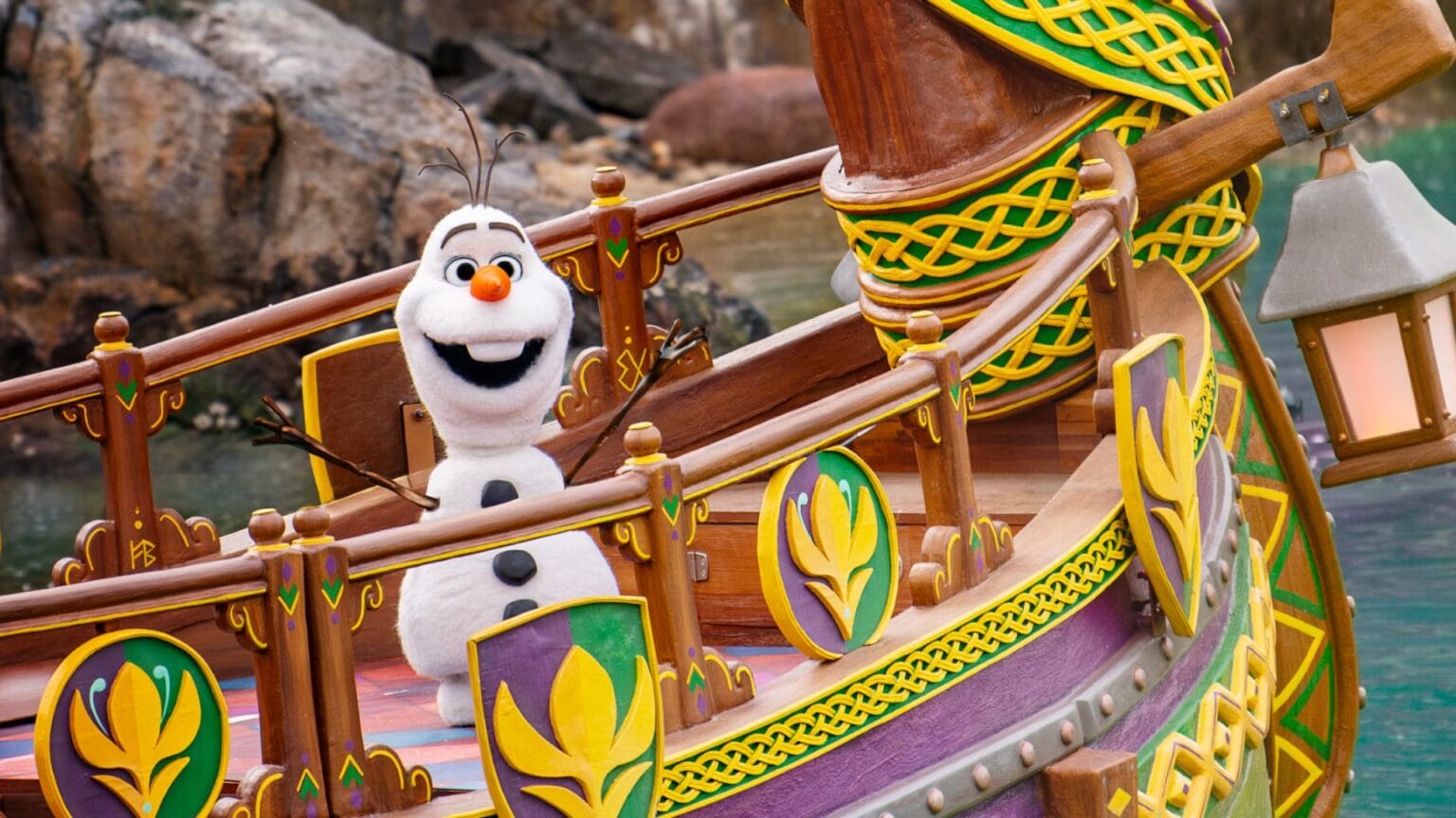 Walt Disney Imagineering Shares How Robotic Olaf Learned to Walk on a ...