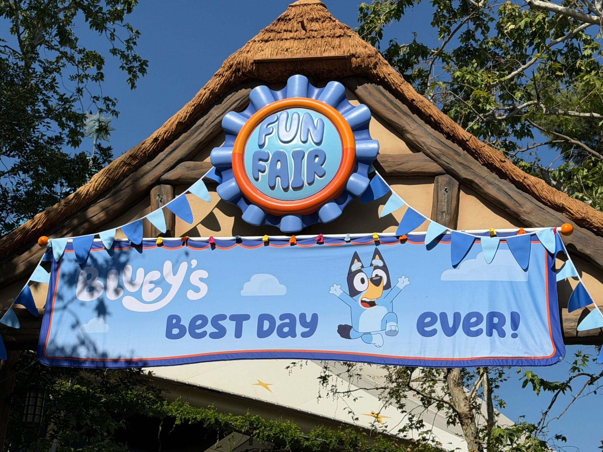 REVIEW: Bluey’s Magic ‘Asparagus’ Pretzel at Disneyland Park - Disney ...