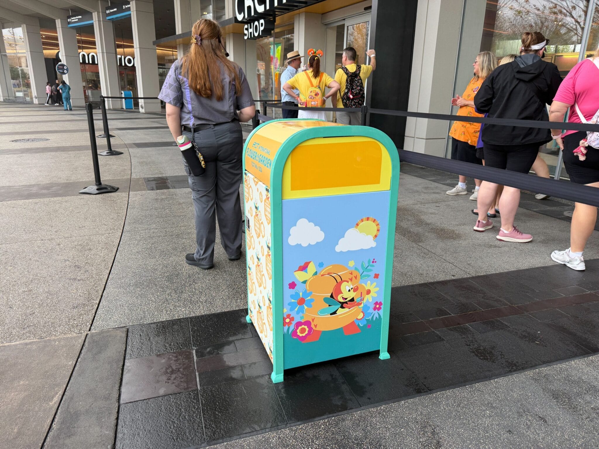 Orange Bird and Spike the Bee Trash Cans at EPCOT International Flower ...