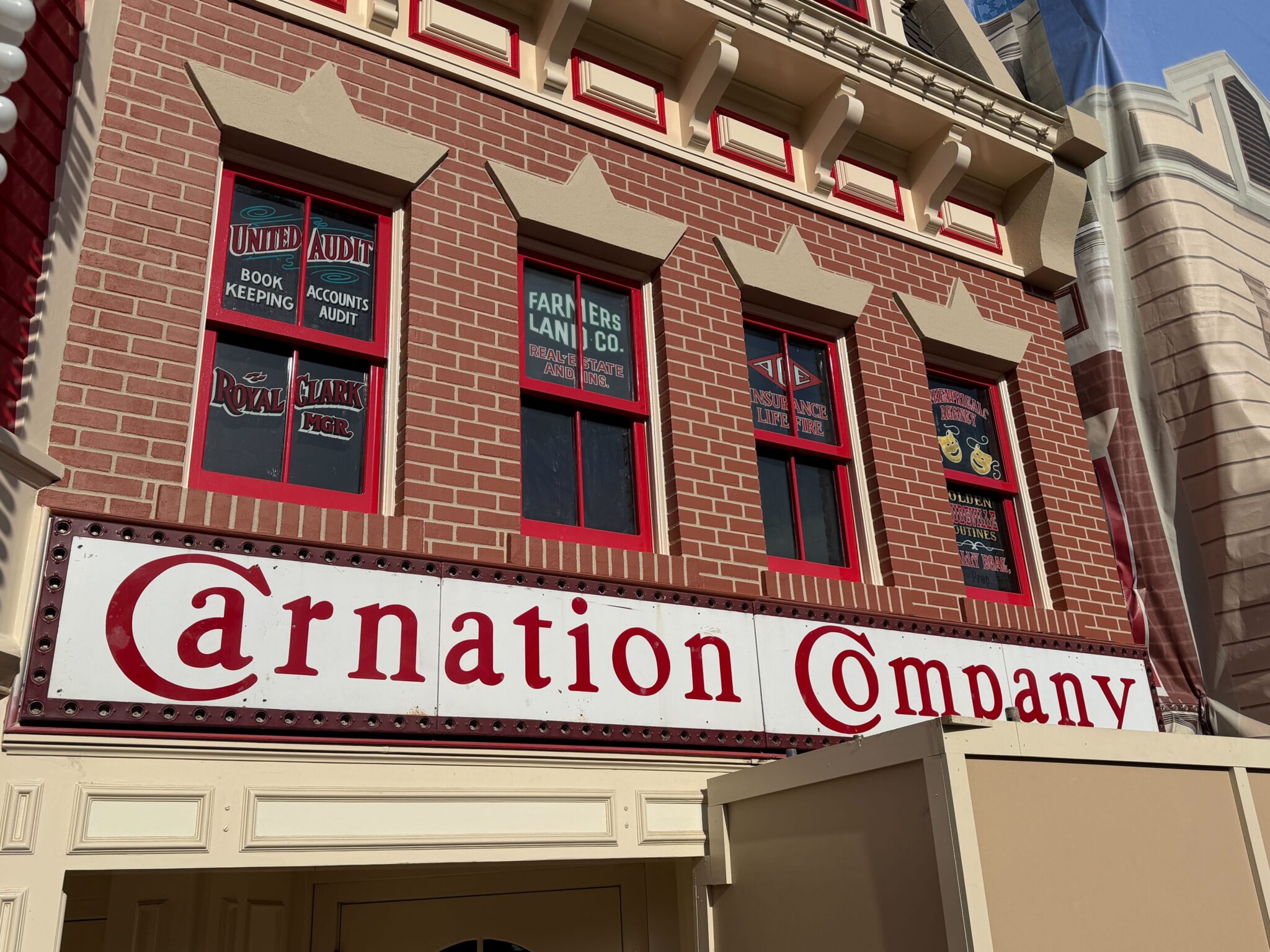 Main Street, U.S.A. Refurbishment Progressing as Scrim & Scaffolding ...