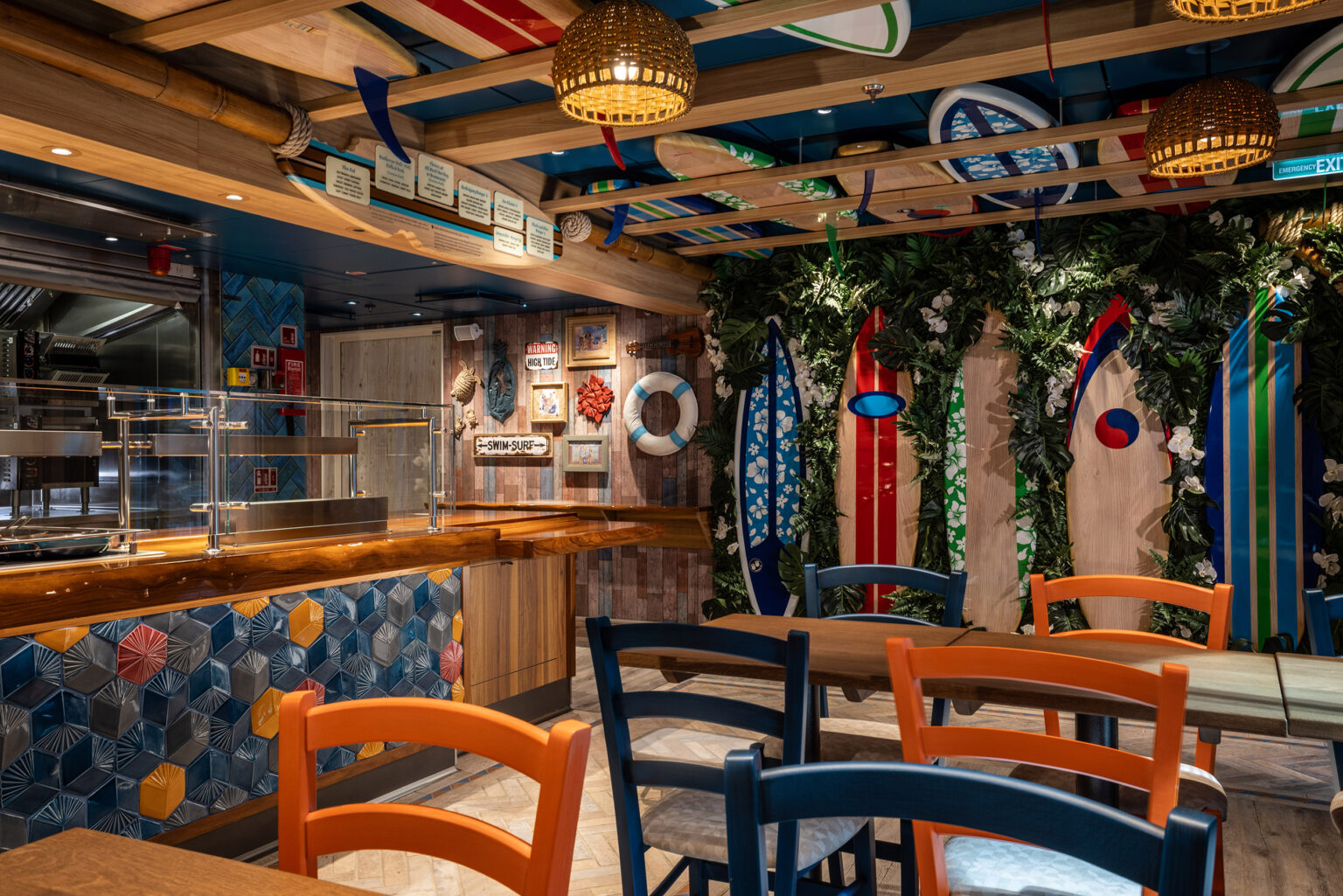 REVIEW: Stitch’s Ohana Grill on the Disney Adventure is the First-Ever ...