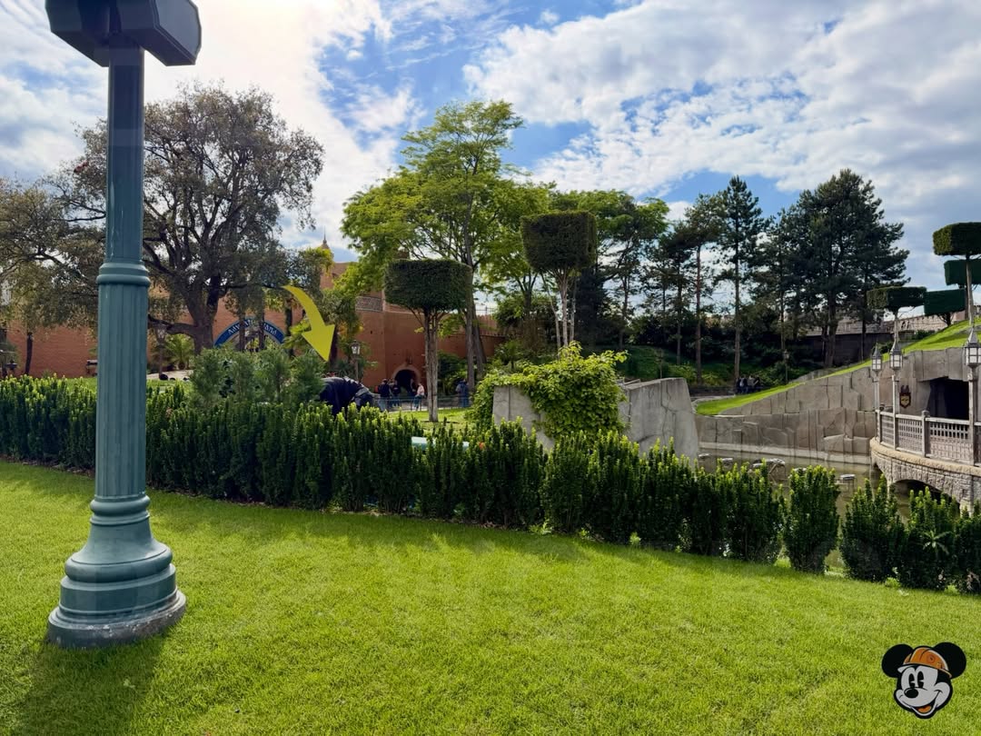 Sleeping Beauty Castle Bridge Refurbishment Begins at Disneyland Paris ...