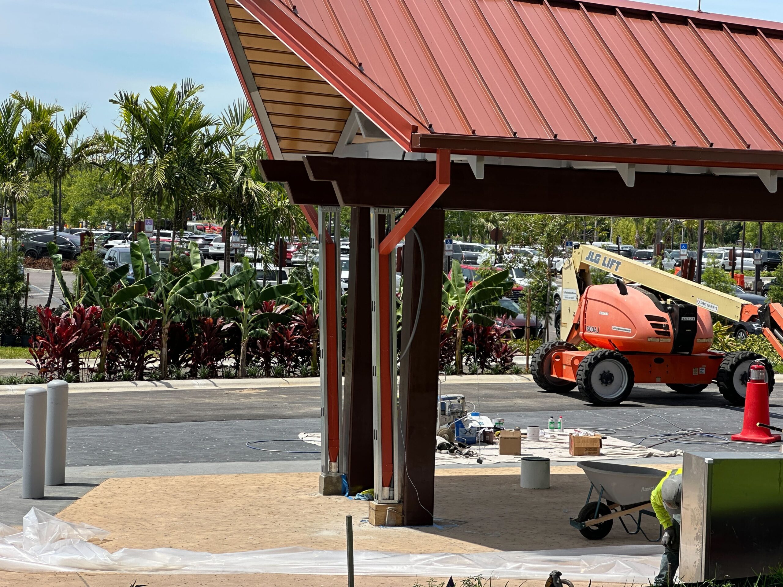 Update on the New Bus Depot Coming to Disney's Polynesian Village ...