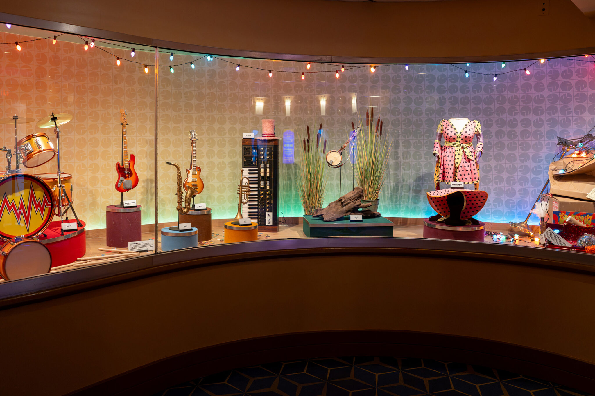REVIEW: Despite All The Wrong Reasons to Exist, Rock ‘n’ Roller Coaster ...