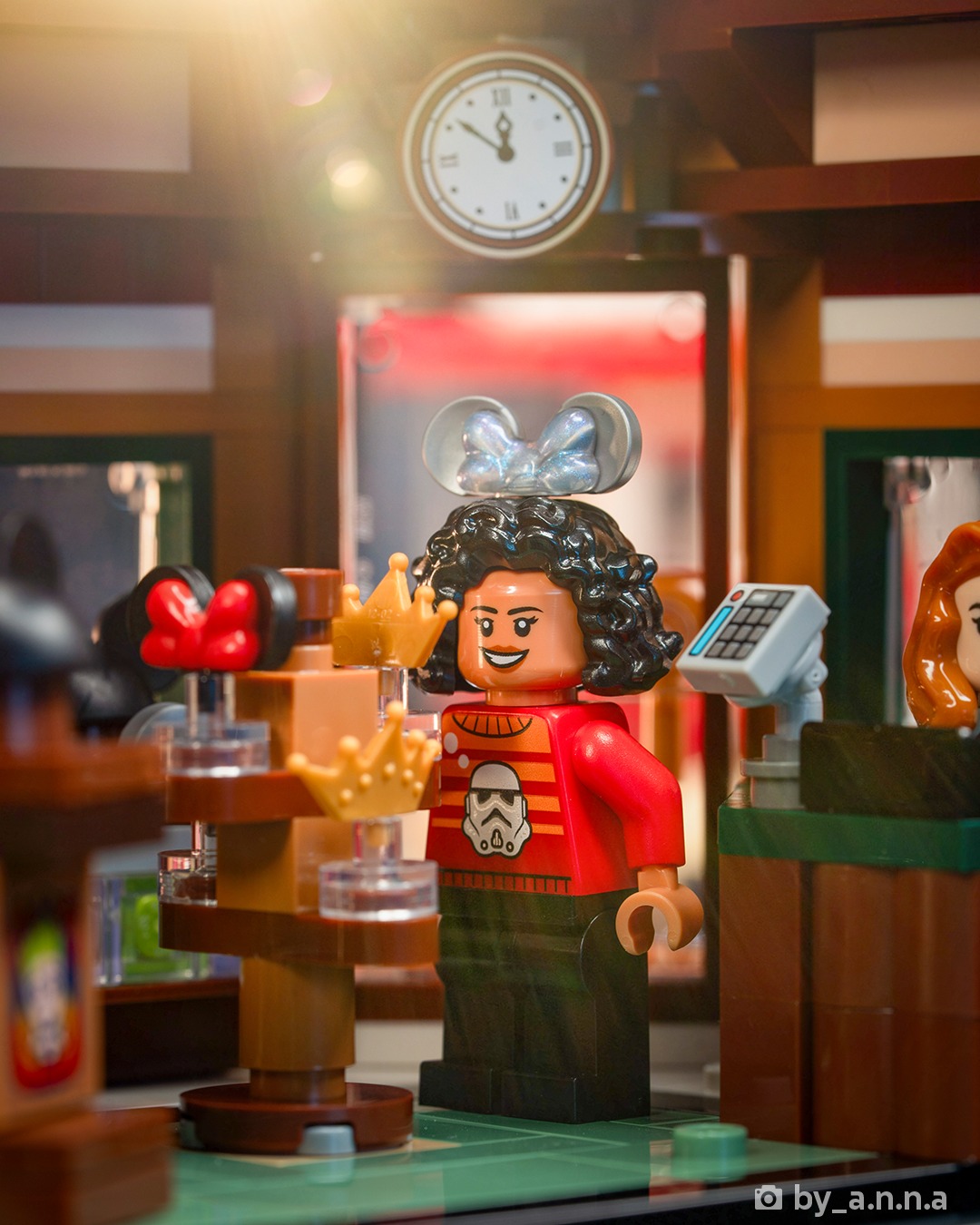 Disneyland Main Street U.S.A. LEGO Set Now Available Online - WDW News ...