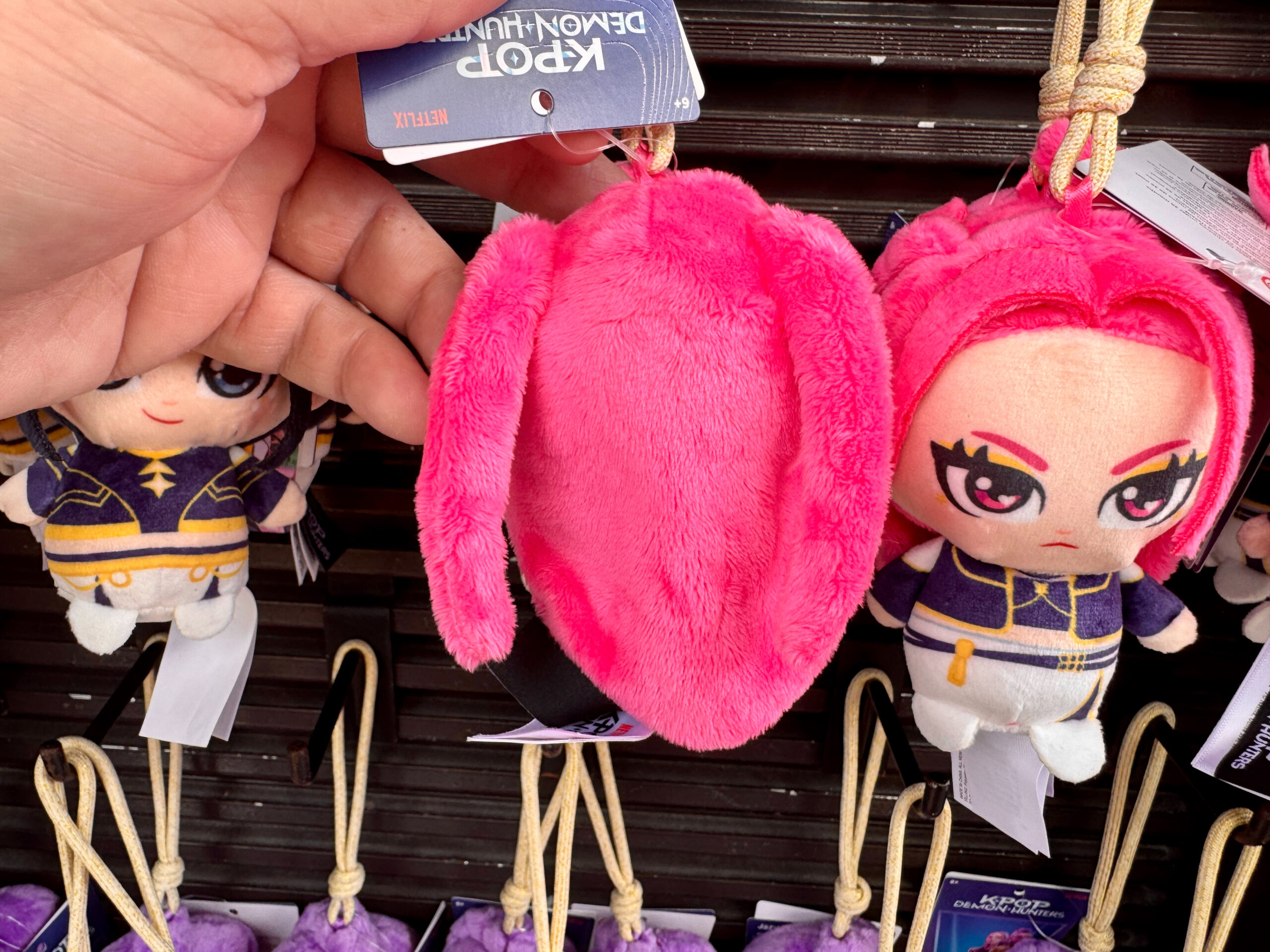 'KPop Demon Hunters' Merchandise Now Available at Universal Orlando ...