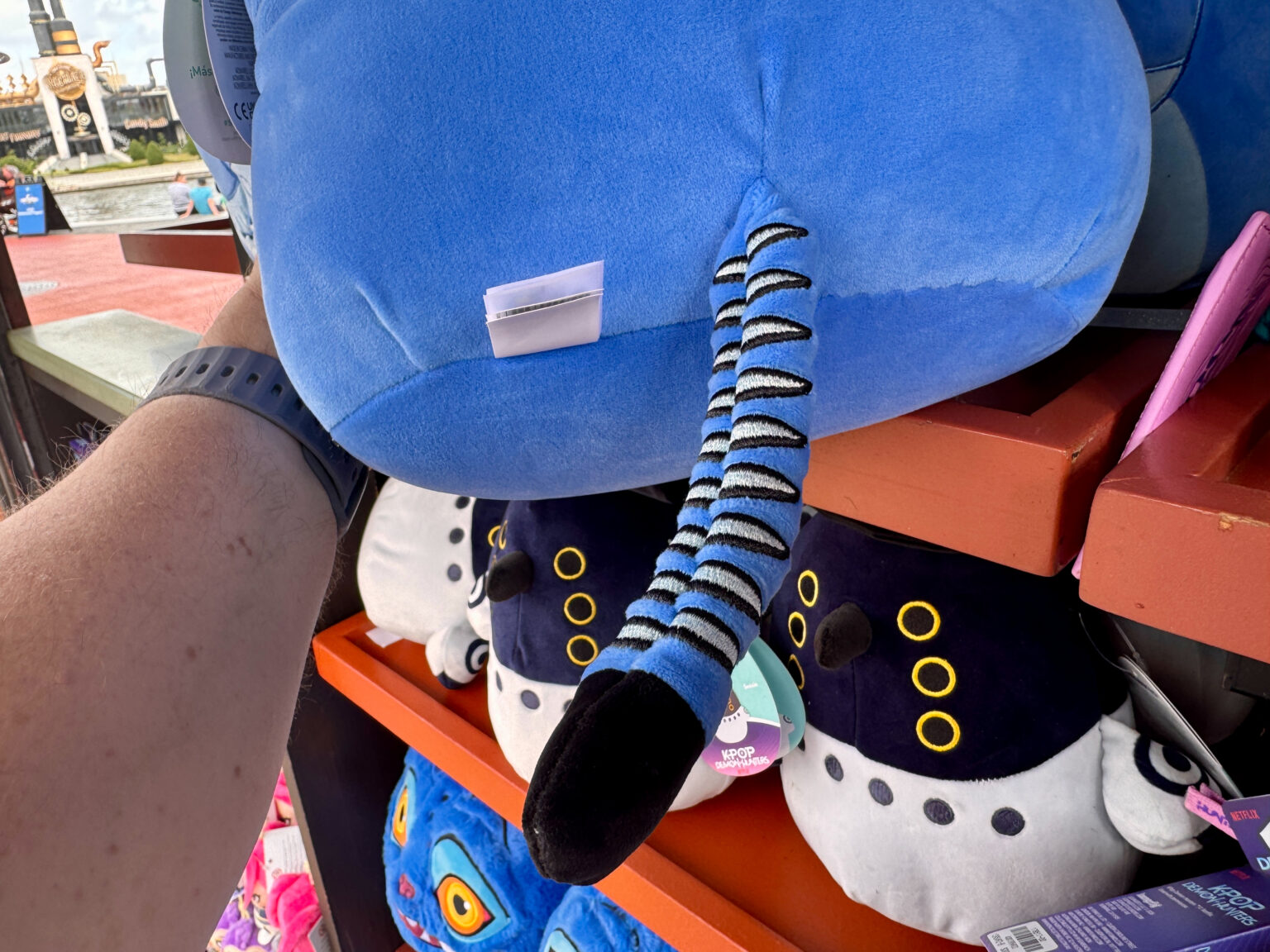 ‘KPop Demon Hunters’ Merchandise Now Available at Universal Orlando ...