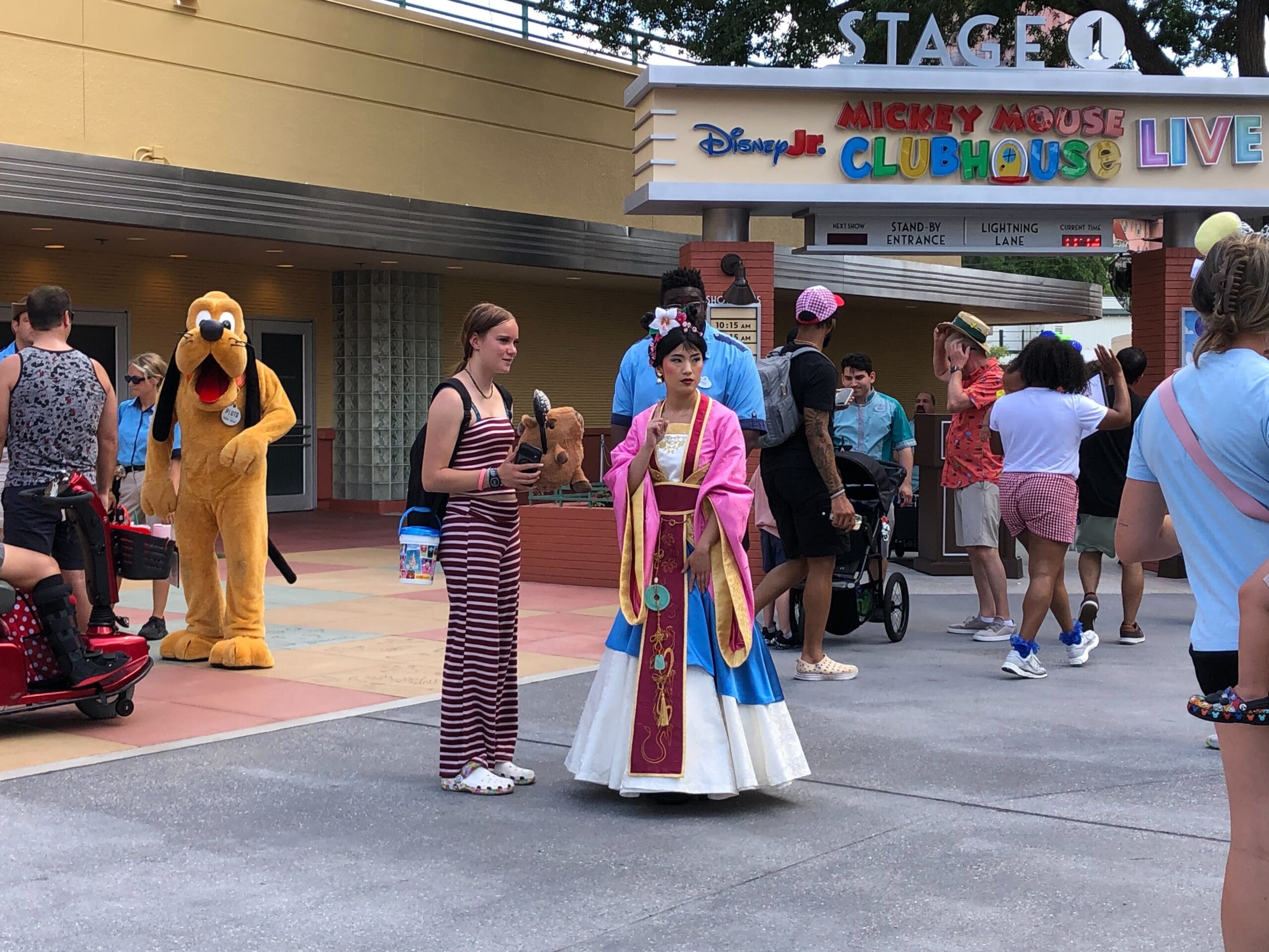 Rapunzel, Goofy, and More Characters Roam Animation Courtyard at Disney ...