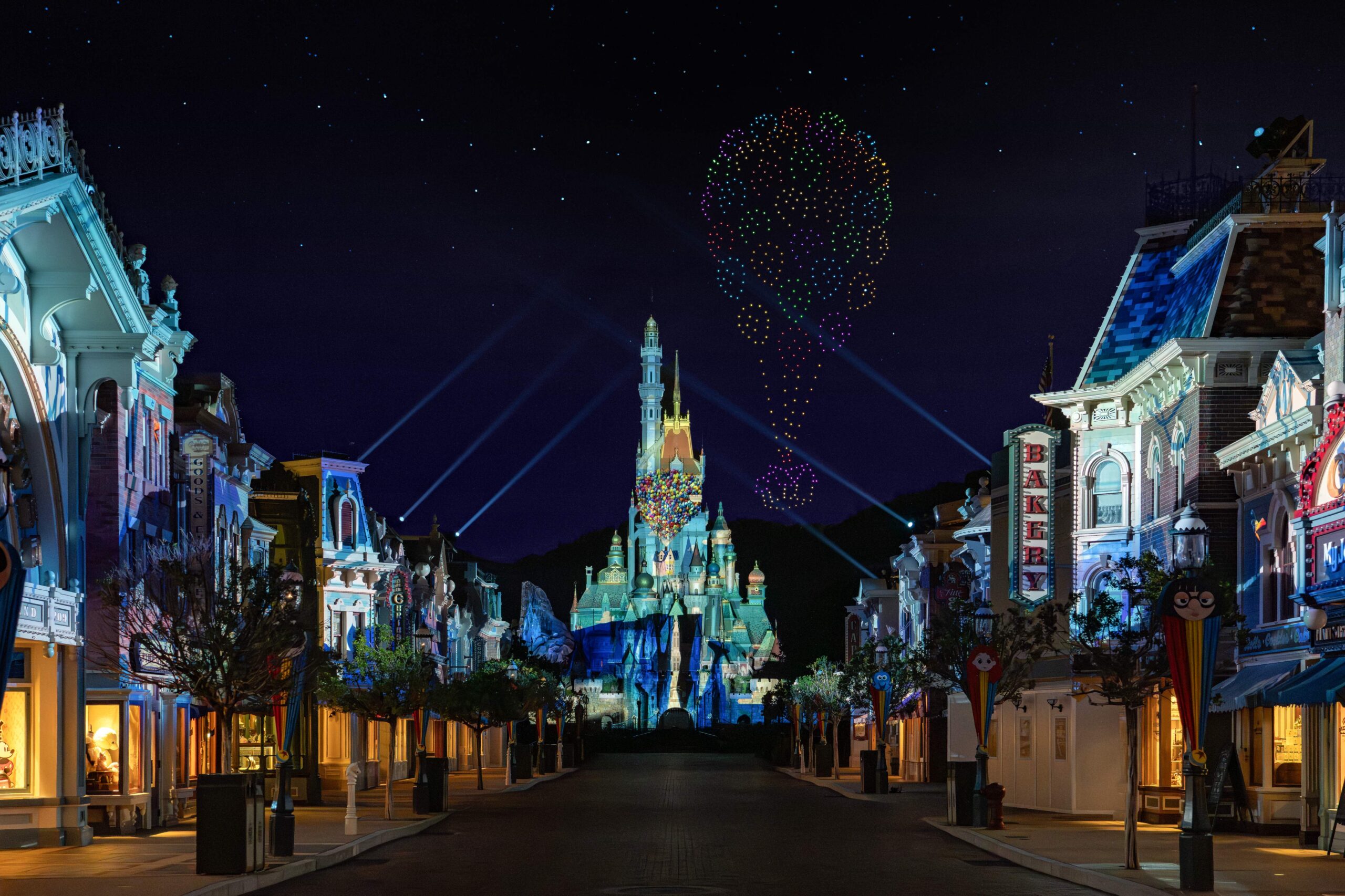 VIDEO: Drones and Giant Character Inflatables Star in Pixar Pals ...