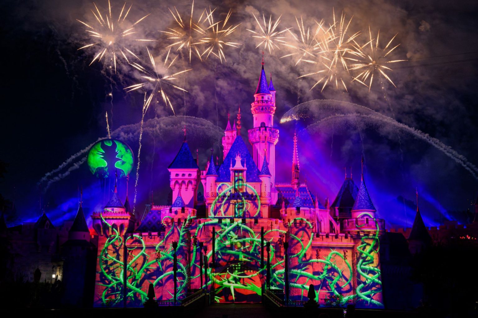 Main Street Pumpkin Festival, Haunted Mansion Holiday, Happiest Haunts ...