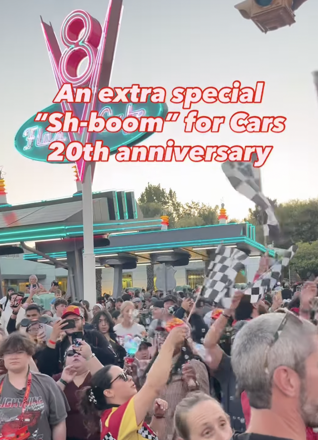 VIDEO: Special 'Sh-Boom' Procession Featuring Lightning McQueen for ...