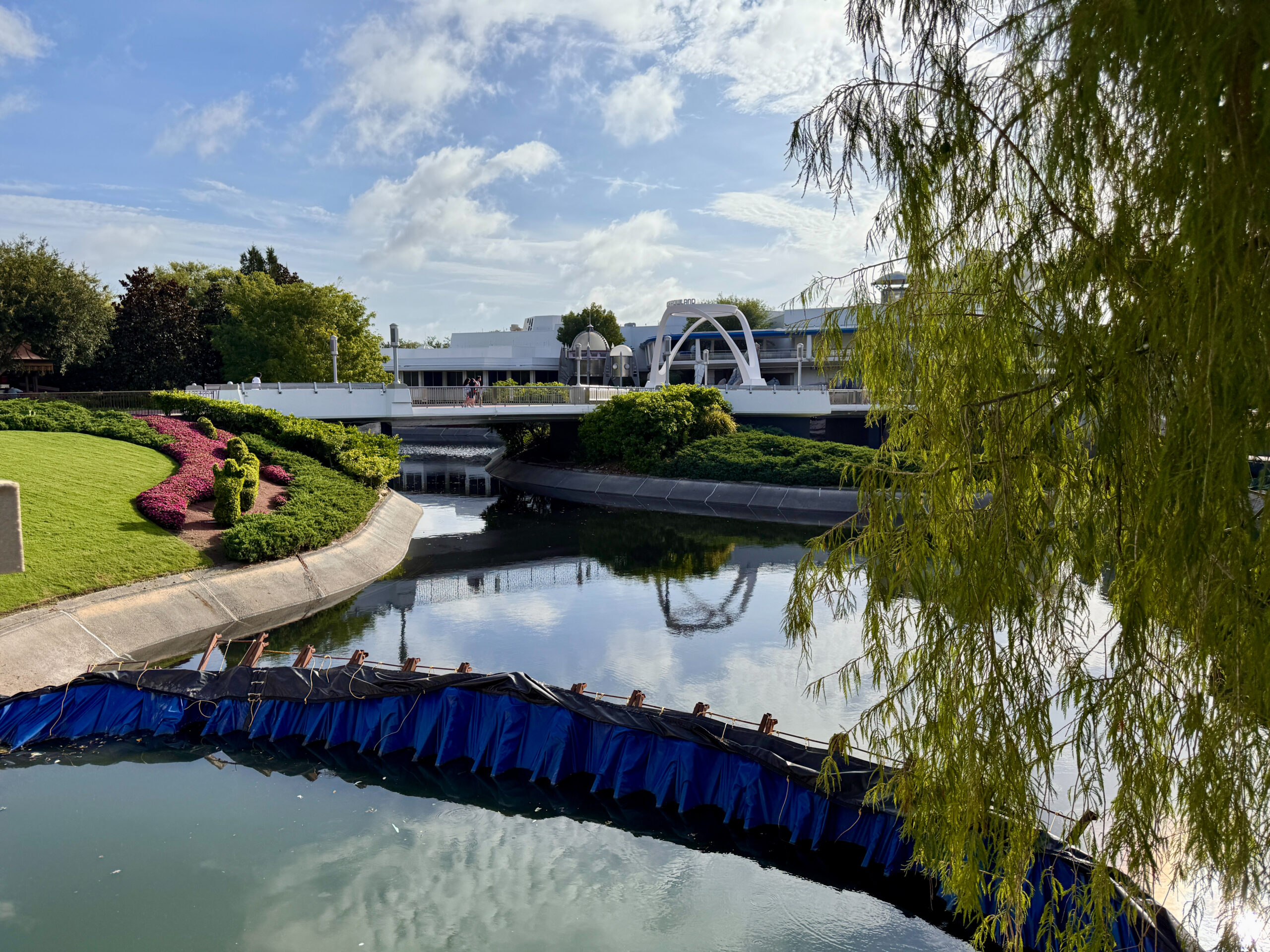 Moat Filling Continues at Cinderella Castle, Tomorrowland Area Shows ...