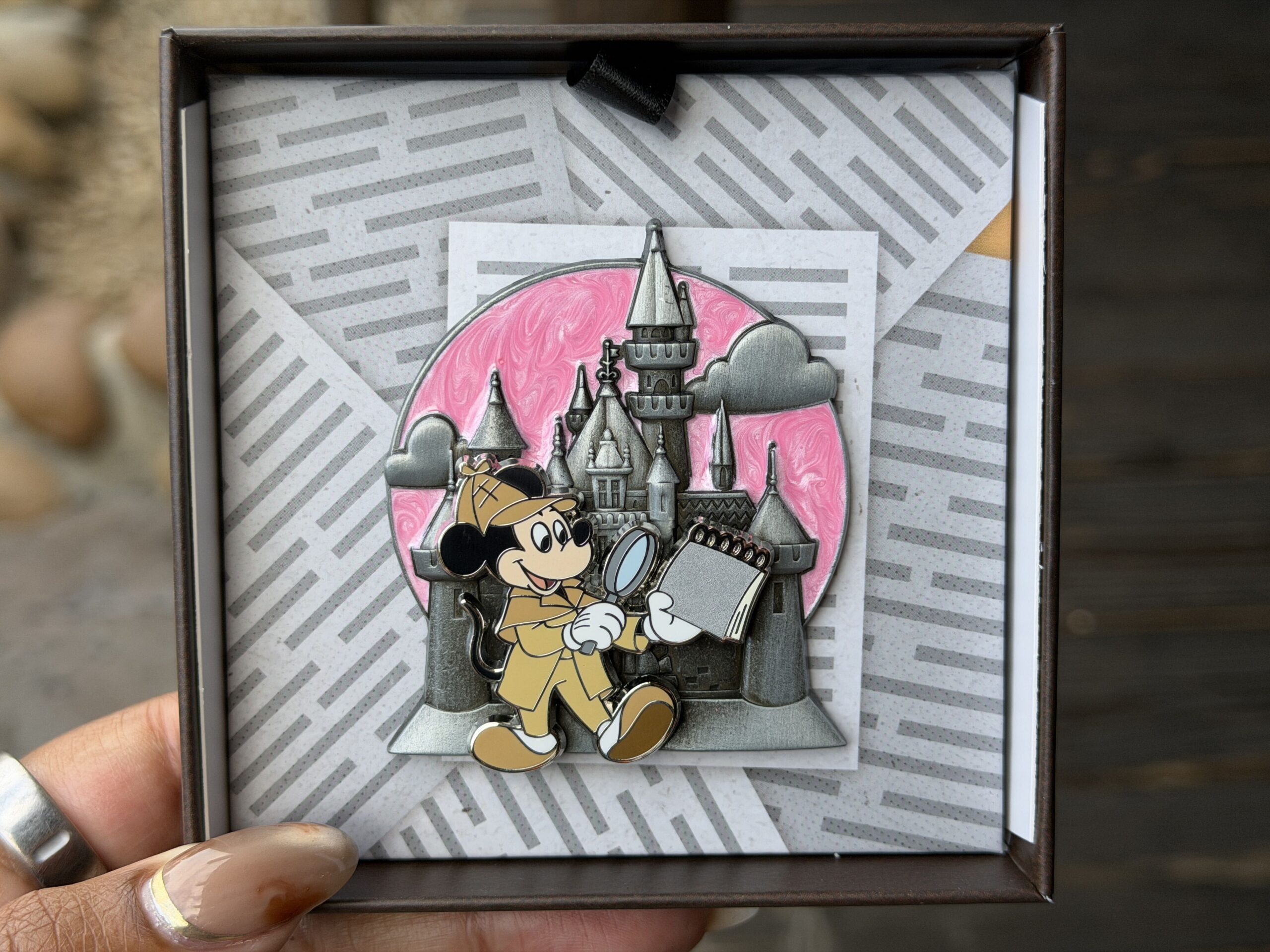 Disneyland Pin Tuesday: Limited Edition Pins From 'Finding Dory ...